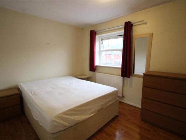2 bedroom terraced house for rent in Riverside Mews, Bristol, BS4