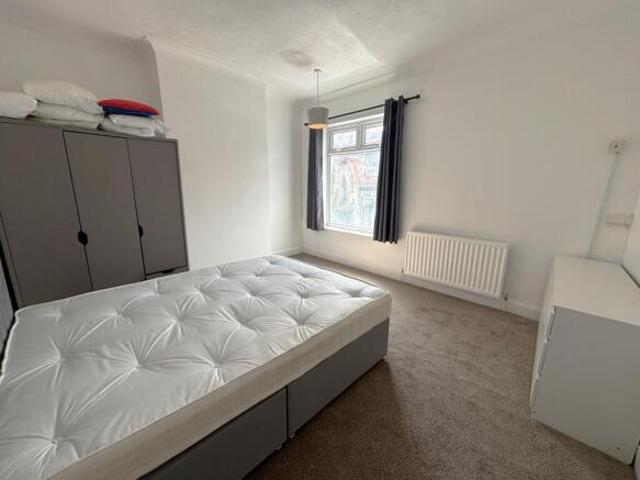 2 bedroom terraced house for rent in Richmond Road, Aylestone, Leicester, LE2