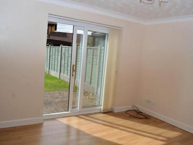 2 bedroom terraced house for rent in Rubbra Close, Browns Wood, Milton Keynes, MK7
