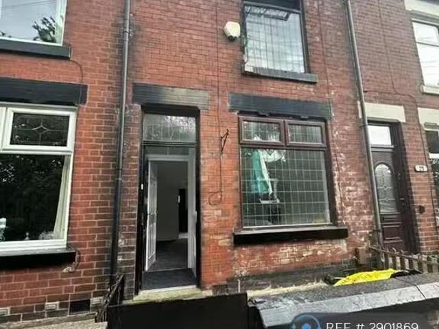2 bedroom terraced house for rent in Ryefield Street, Bolton.