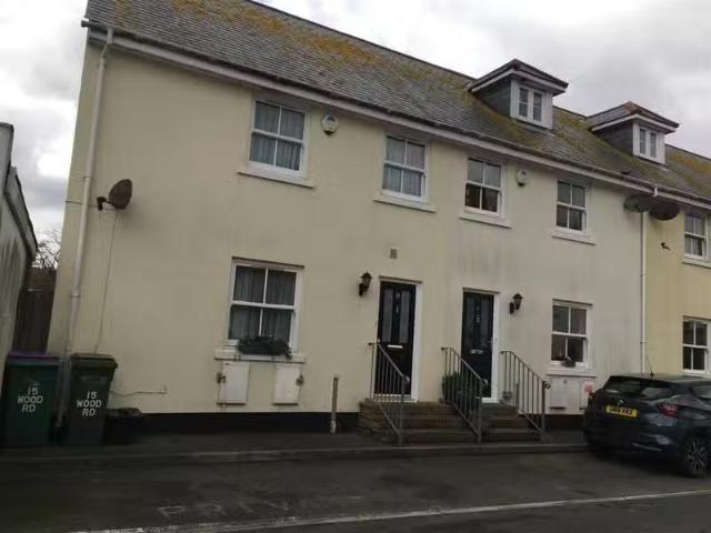 2 bedroom terraced house for rent in Wood Road, Hythe, CT21