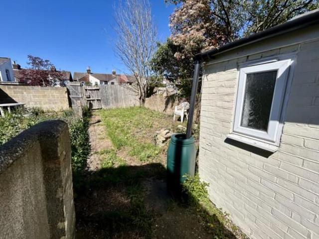 2 bedroom terraced house for rent in Woodbridge Road, Ipswich, IP4 4AX, IP4