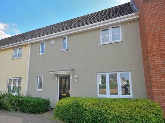 2 bedroom terraced house for rent in Woodlands Park Drive Dunmow CM6