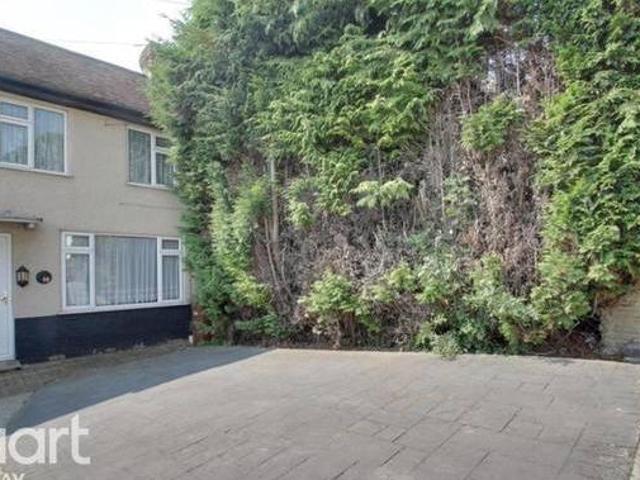 2 bedroom terraced house for rent in Woodstock Road Strood ME2