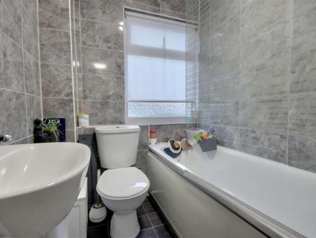 2 bedroom terraced house for rent in Watersedge Road, Portsmouth, PO6