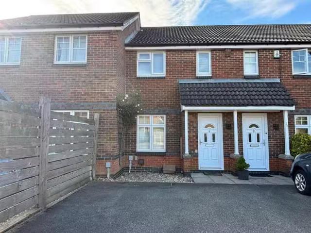 2 bedroom terraced house for rent in Waddington Drive, Hawking.