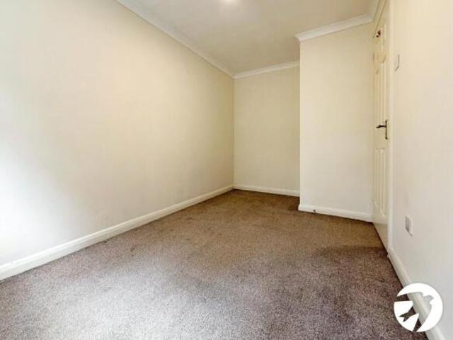 2 bedroom terraced house for rent in Walsham Road, Chatham, Kent, ME5