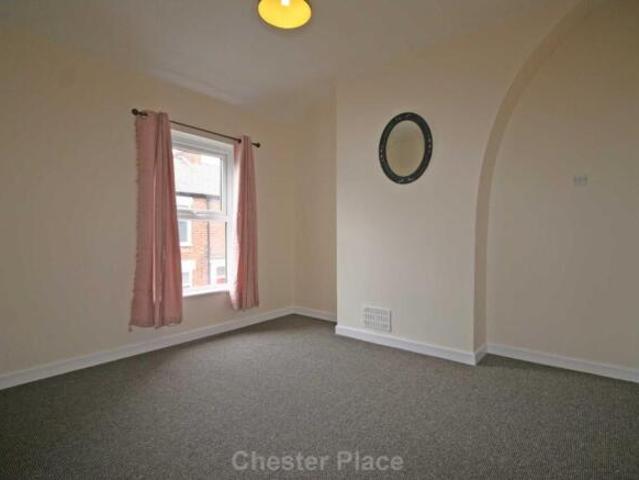 2 bedroom terraced house for rent in Walter Street, Newtown, CH1