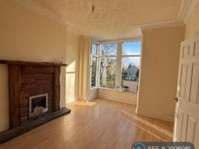 2 bedroom terraced house for rent in Warrels Grove, Leeds, LS13