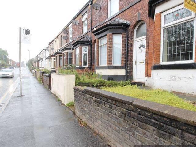 2 bedroom terraced house for rent in Wash Lane Bury BL9