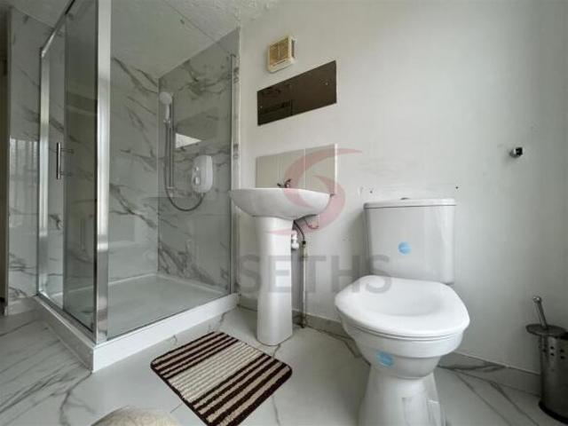 2 bedroom terraced house for rent in Weymouth Street, Belgrave, Leicester, LE4