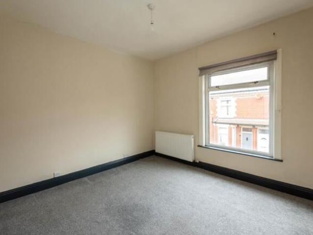 2 bedroom terraced house for rent in Welford Street, Manchester, M6