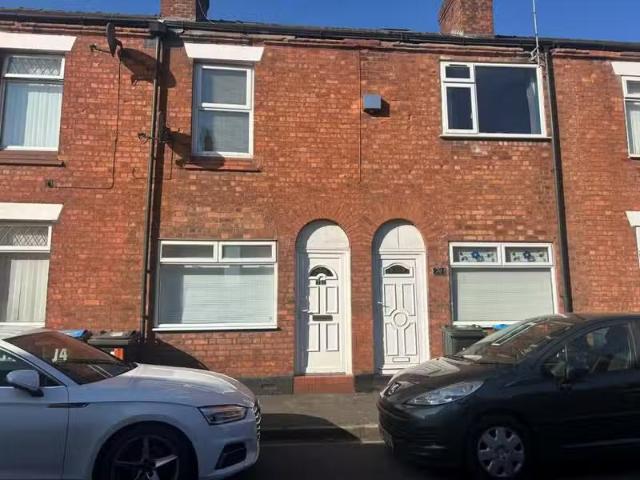 2 bedroom terraced house for rent in Well Street, Winsford, Ch.