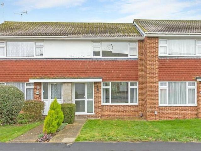 2 bedroom terraced house for rent in Wellington Road, SITTINGBOURNE, Kent, ME10