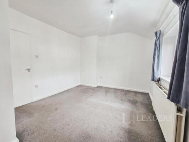 2 bedroom terraced house for rent in West Avenue, Chelmsford, Essex, CM1