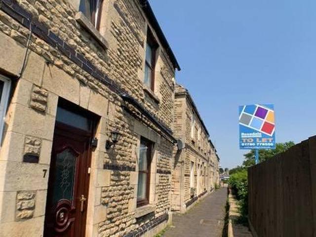 2 bedroom terraced house for rent in West End Villas Stamford Lincolnshire PE9
