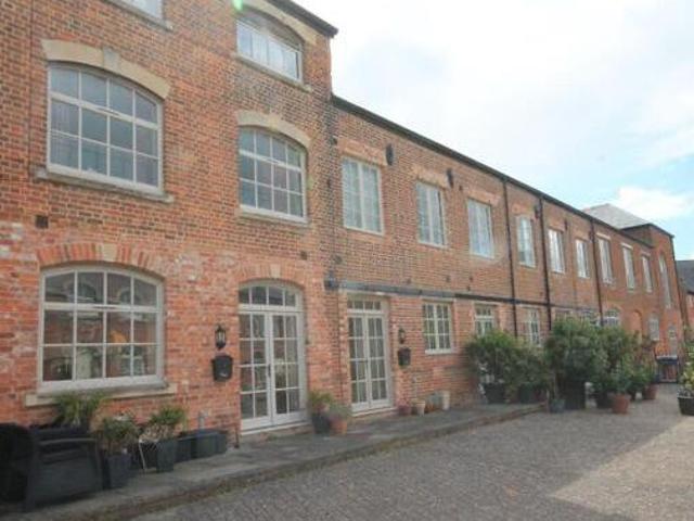 2 Bedroom Terraced House For Rent In Westbury
