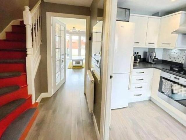2 bedroom terraced house for rent in Wheatcroft Way, Swindon, SN1 2RD, SN1