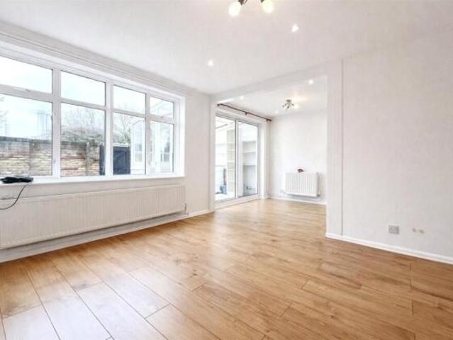 2 bedroom terraced house for rent in Whinchat Road, London, SE28