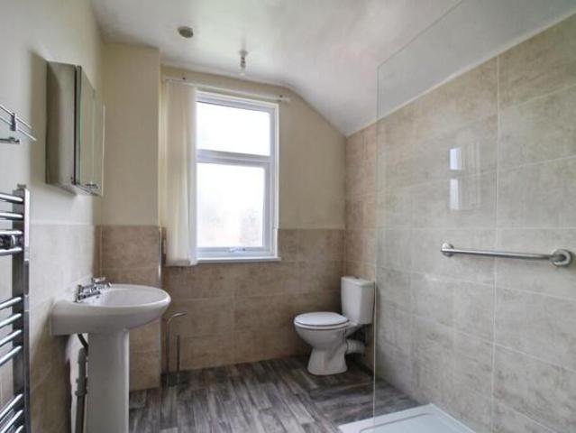 2 bedroom terraced house for rent in Wilton Street, Basford, NG6