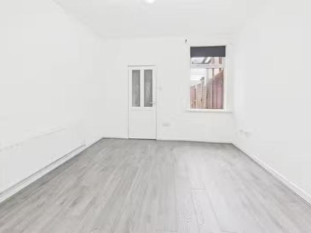 2 bedroom terraced house for rent in Windmill Road, Coventry.