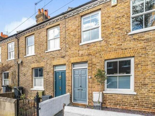 2 Bedroom Terraced House For Rent In Windsor