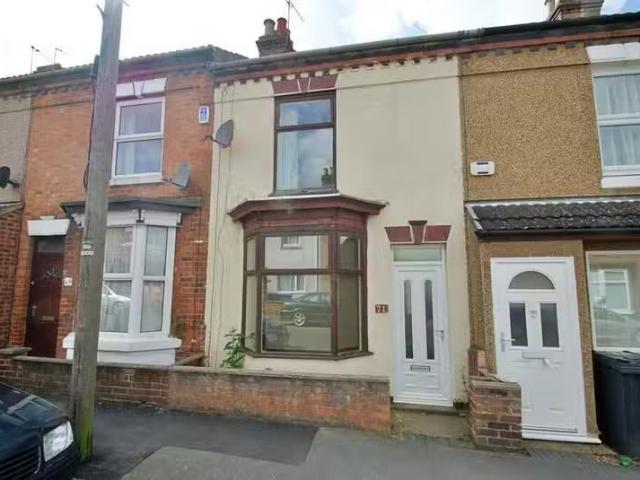 2 bedroom terraced house for rent in Windsor Street, RUGBY, Wa.
