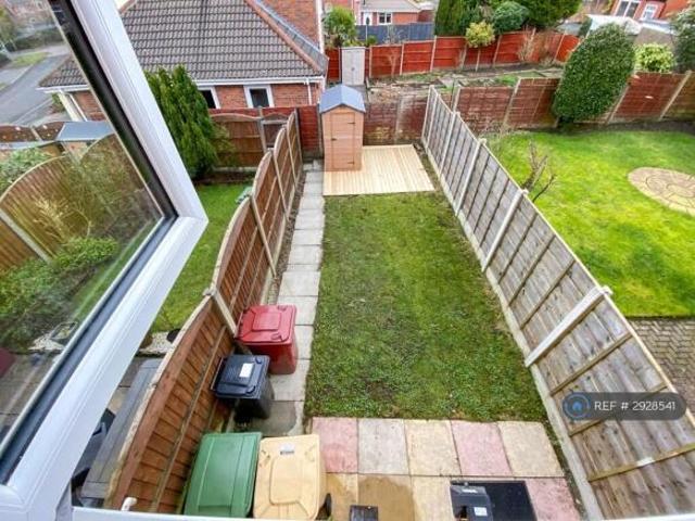 2 bedroom terraced house for rent in Winterfield Drive, Bolton, BL3