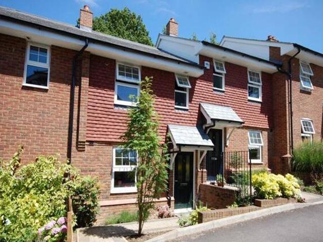 2 Bedroom Terraced House For Rent In Wrecclesham, Farnham