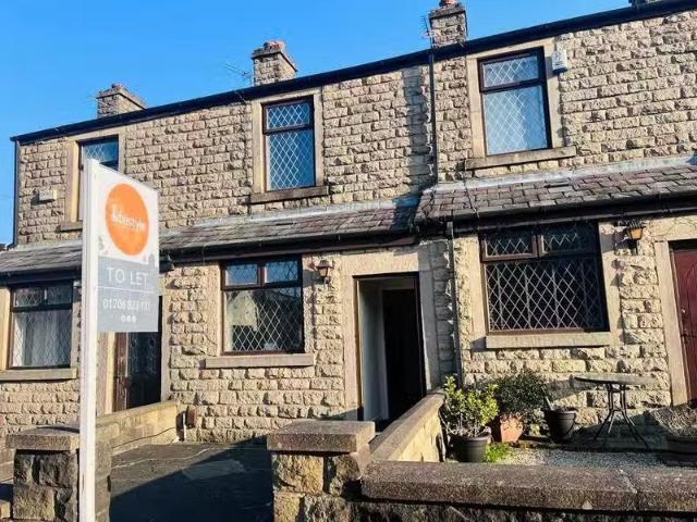 2 bedroom terraced house for rent in Wynne Street, Bolton, BL1.