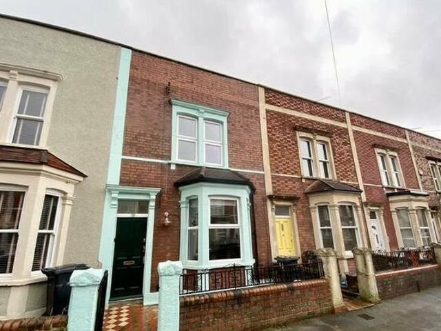 2 bedroom terraced house for rent in Totterdown Hawthorne Street BS4 3DA BS4