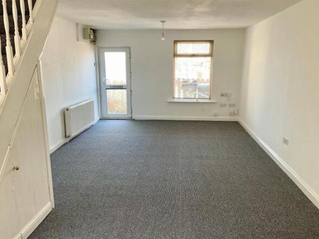 2 bedroom terraced house for rent in Tower Hill, CT17