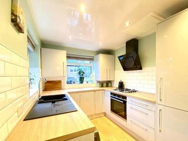 2 bedroom terraced house for rent in Tom Shepley Street Hyde Greater Manchester SK14