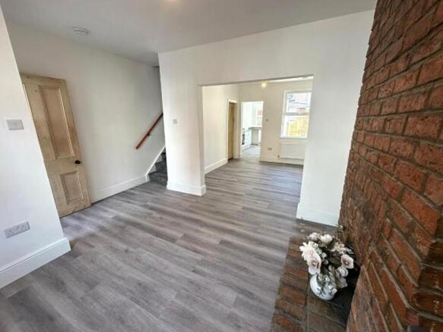 2 bedroom terraced house for rent in Tomkinson Street, Chester, Cheshire, CH2
