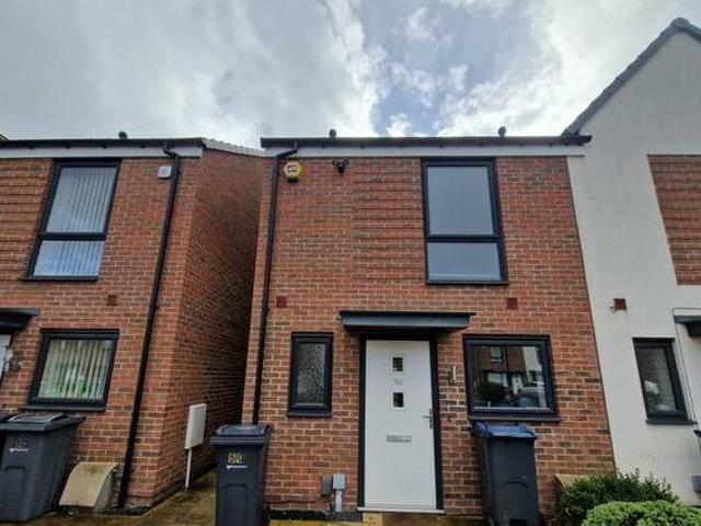 2 bedroom terraced house for rent in Topland Grove Longbridge B31