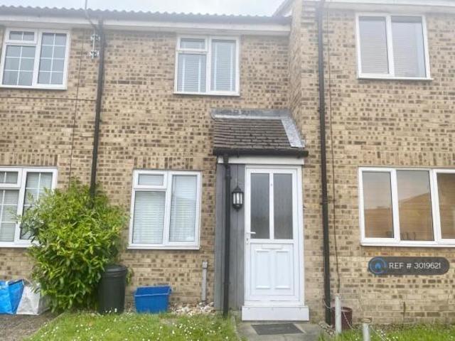 2 bedroom terraced house for rent in Tatsfield Close, Gillinghan, ME8