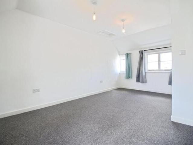 2 bedroom terraced house for rent in Taunton Street, Swindon, SN1
