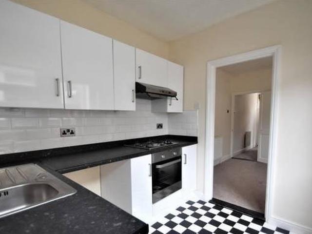 2 bedroom terraced house for rent in Talbot Road Southsea PO4