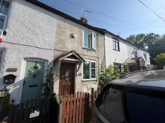 2 bedroom terraced house for rent in Tamworth Road, Amington.