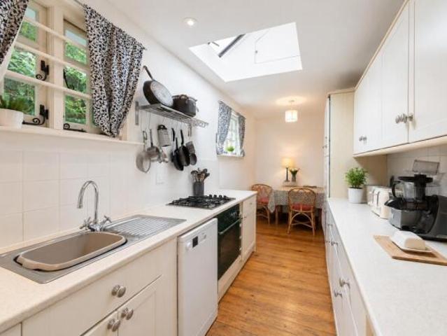 2 bedroom terraced house for rent in Tasker Road, London, NW3