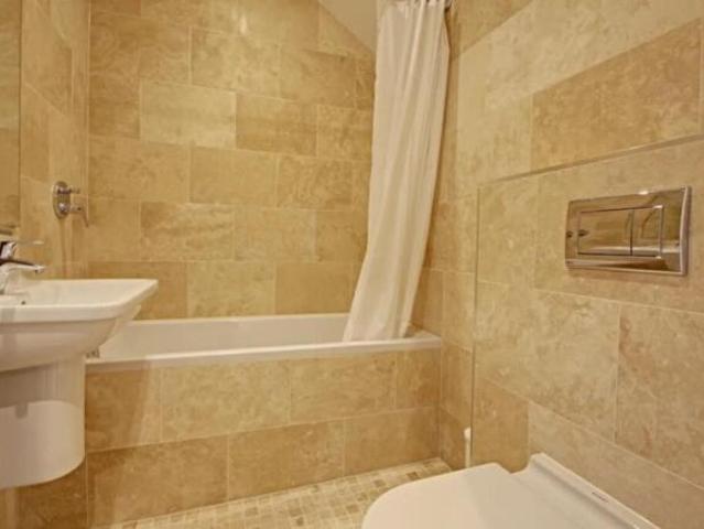 2 bedroom terraced house for rent in The Old Brewery Yard, Harrogate HG1 4BF, HG1