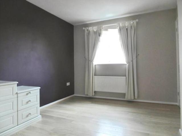 2 bedroom terraced house for rent in The Greenings, Cheltenham, GL51