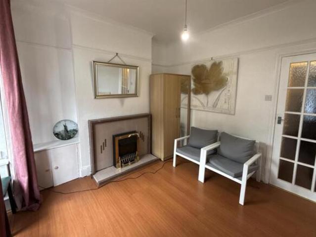 2 bedroom terraced house for rent in The Grove, Daisy Road, Birmingham, B16