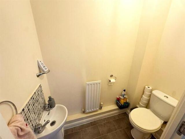 2 bedroom terraced house for rent in The Spinney, Basingstoke, Hampshire, RG24