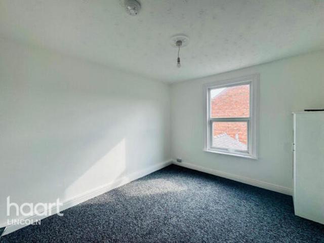 2 bedroom terraced house for rent in Thesiger Street, Lincoln, LN5
