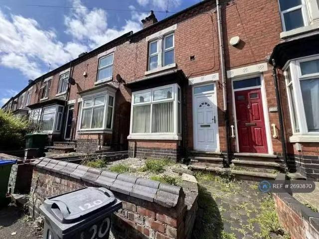 2 bedroom terraced house for rent in Thimblemill Road, Smethwi.