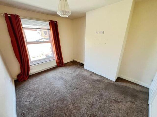 2 bedroom terraced house for rent in Third Avenue, Heaton, Bolton, BL1