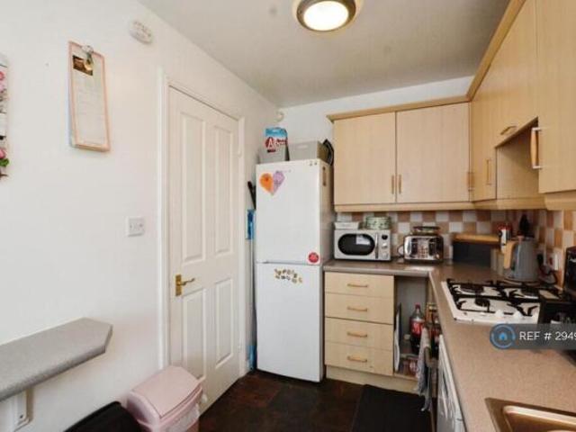 2 bedroom terraced house for rent in Thomas Chapman Grove, Northampton, NN4