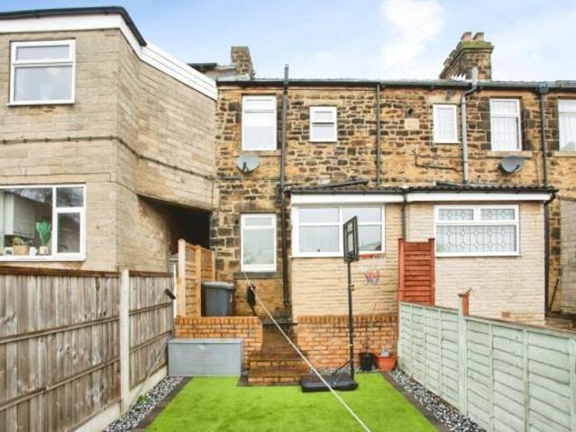 2 bedroom terraced house for rent in Thompson Hill, High Green, Sheffield, S35