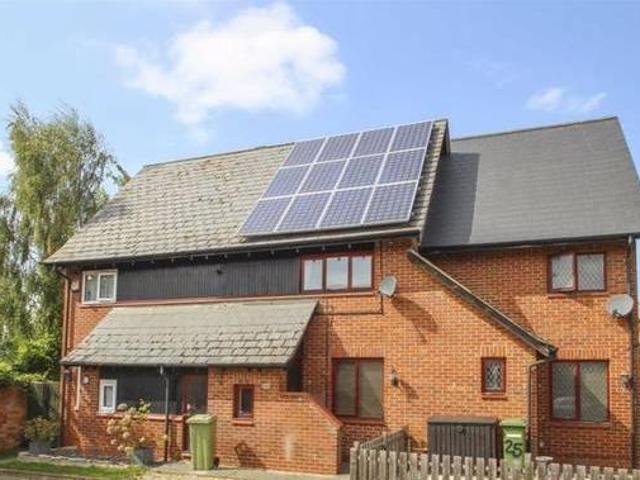 2 bedroom terraced house for rent in Thrupp Close Castlethorpe Mitlon Keynes MK19